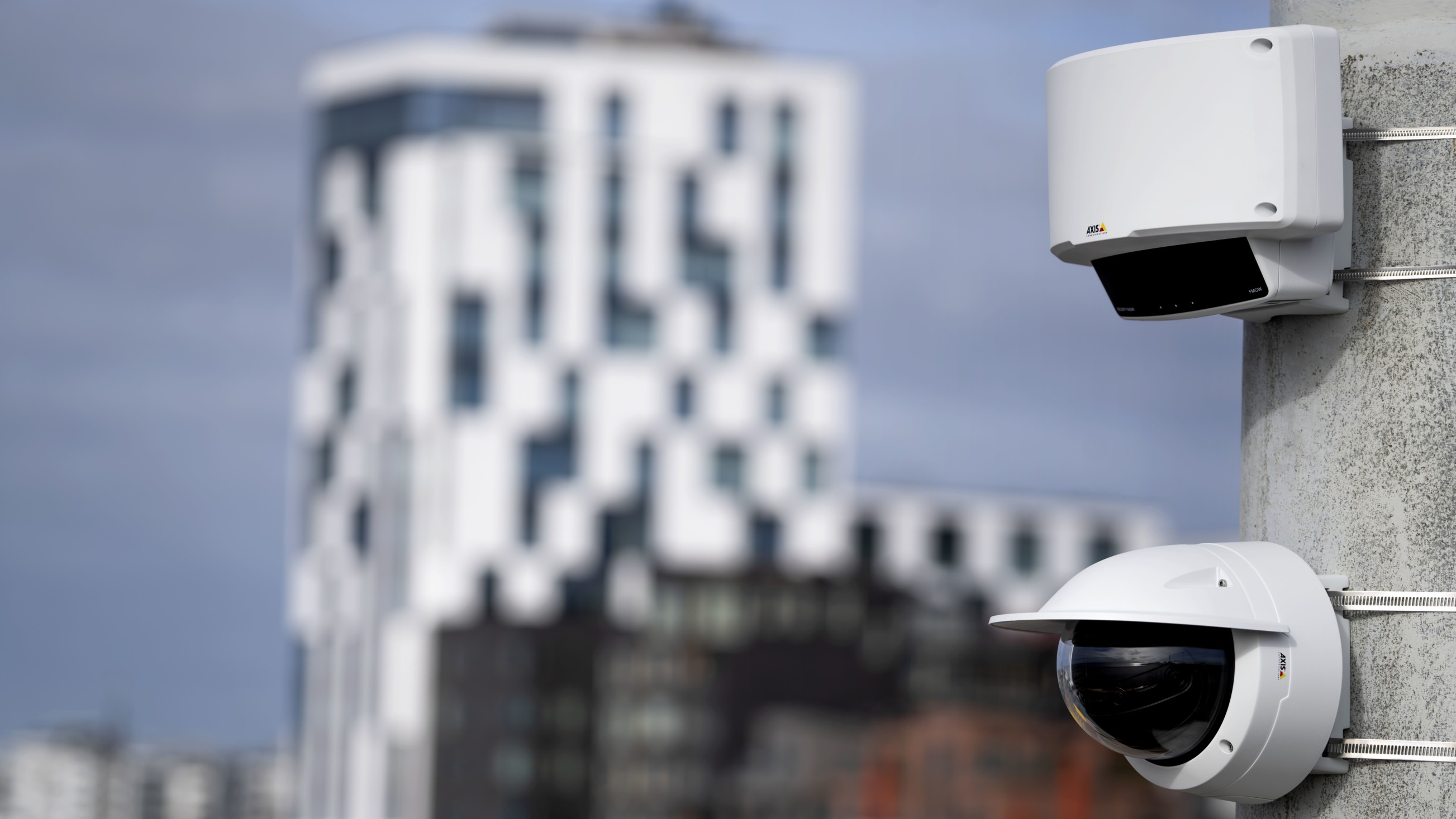 Powerful edge analytic application visualizes long-range 180° detection ...