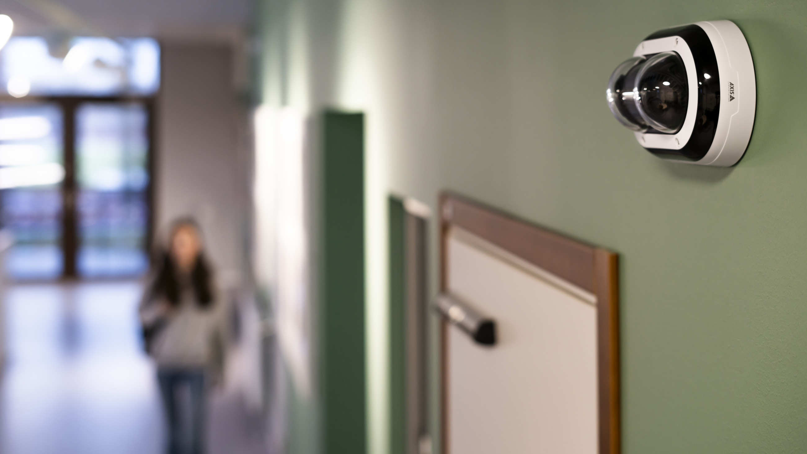 Dual-sensor camera offers 4K at 30 fps and support for AI analytics ...