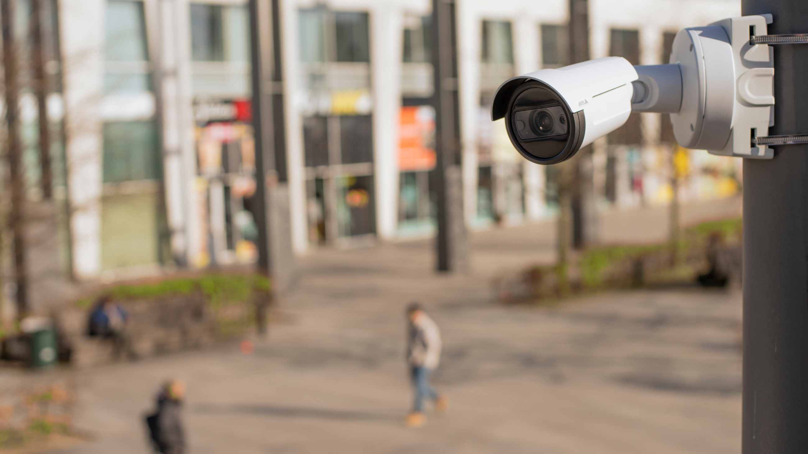 Creating complete solutions at the edge | Axis Communications