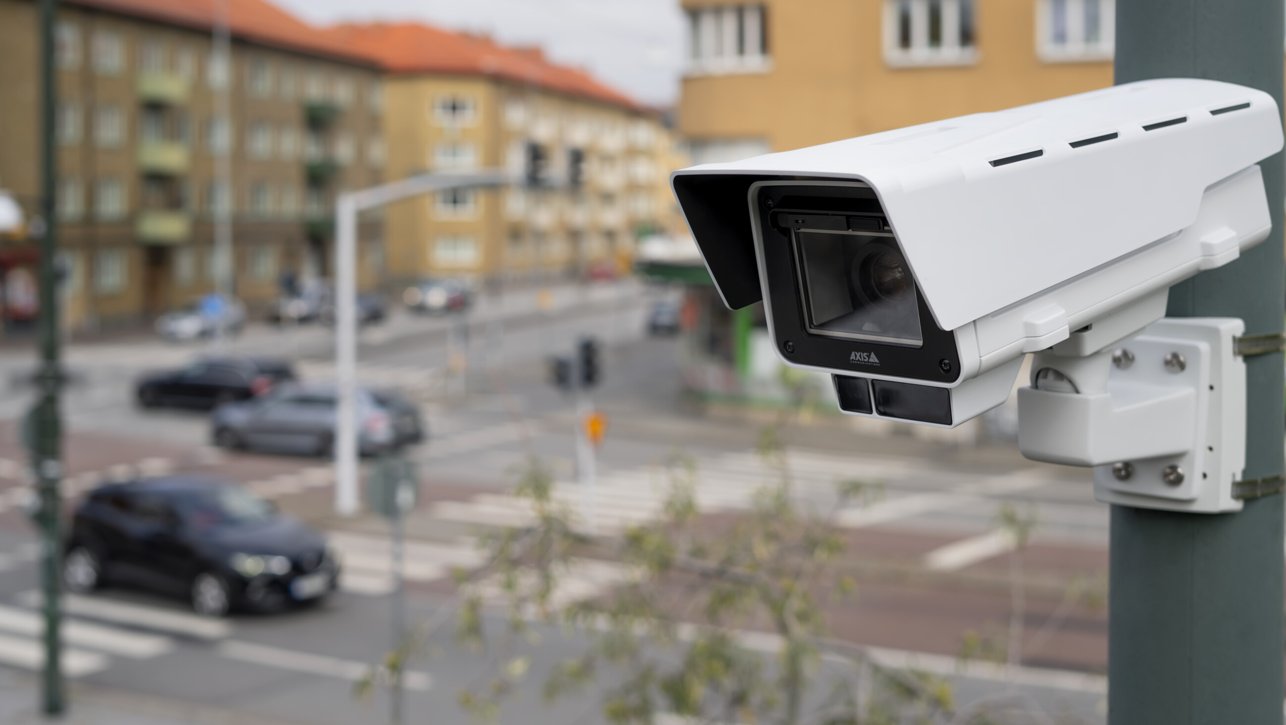 Next generation AI-powered block cameras offer superior low-light ...