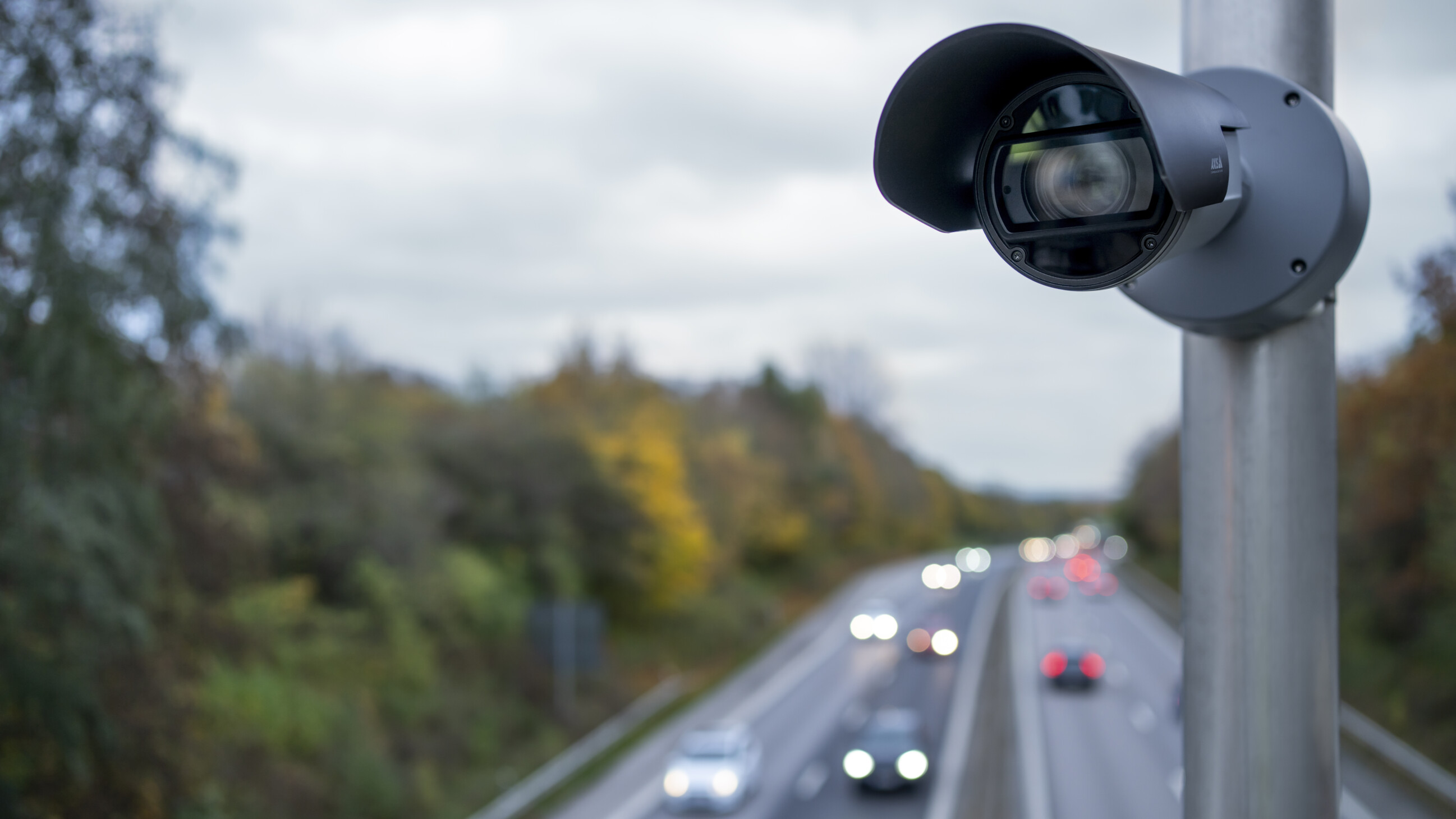 Le telecamere per il riconoscimento delle targhe rilevano le immagini ...