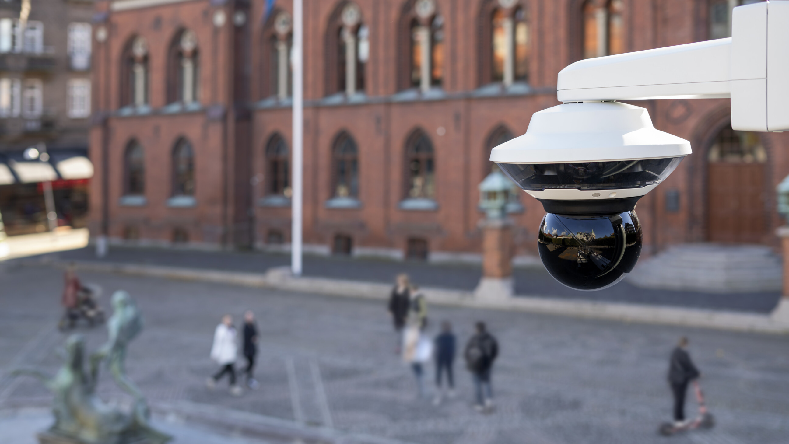 AI-based multidirectional cameras offer 360° overview and great details ...