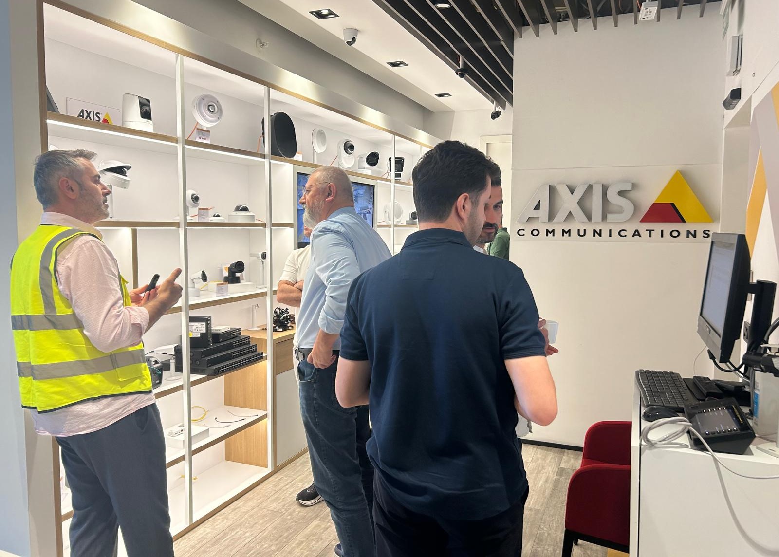 Axis Communications, Yeni İş Ortakları Eğitim Programının İkinci ...