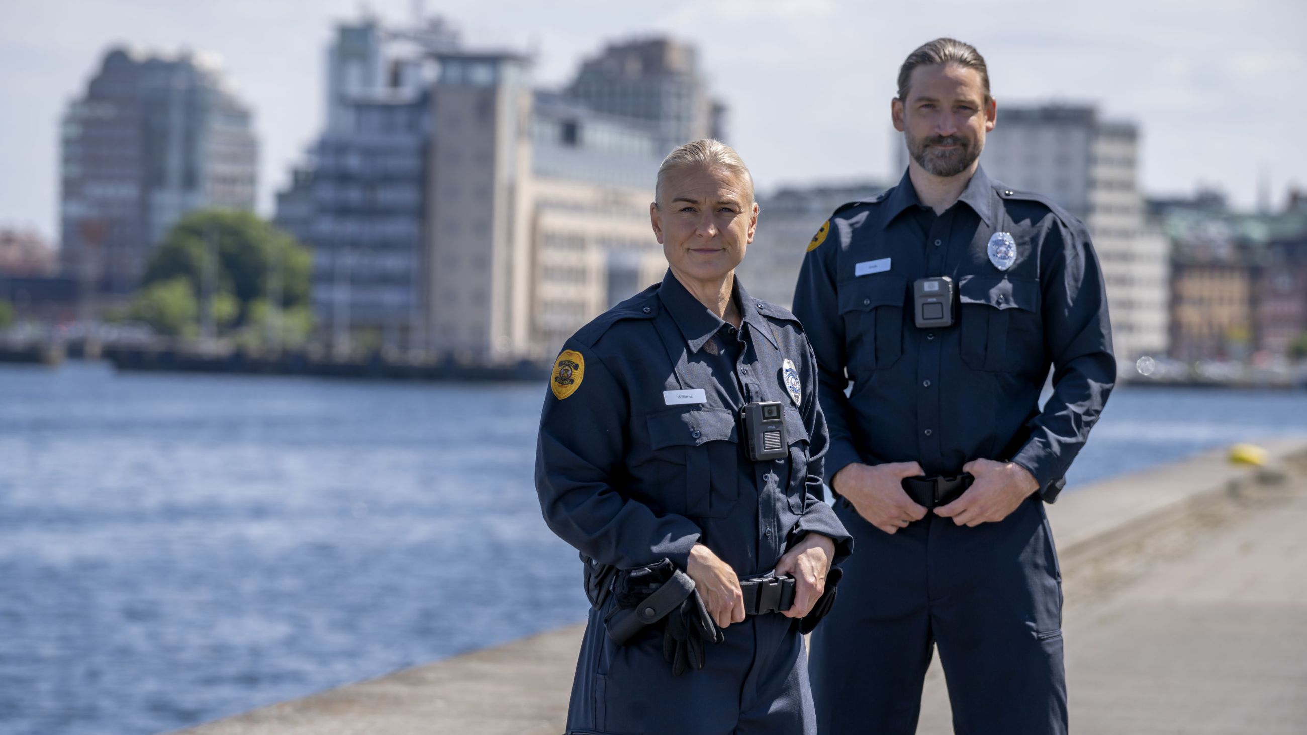 Complete list: Police body cameras pros and cons